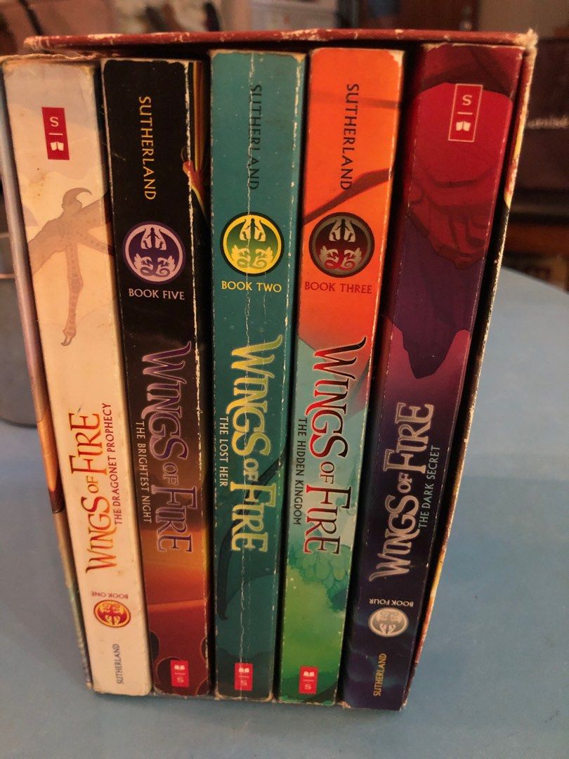 Wings of Fire (The First Five Books), Hobbies & Toys, Books & Magazines ...