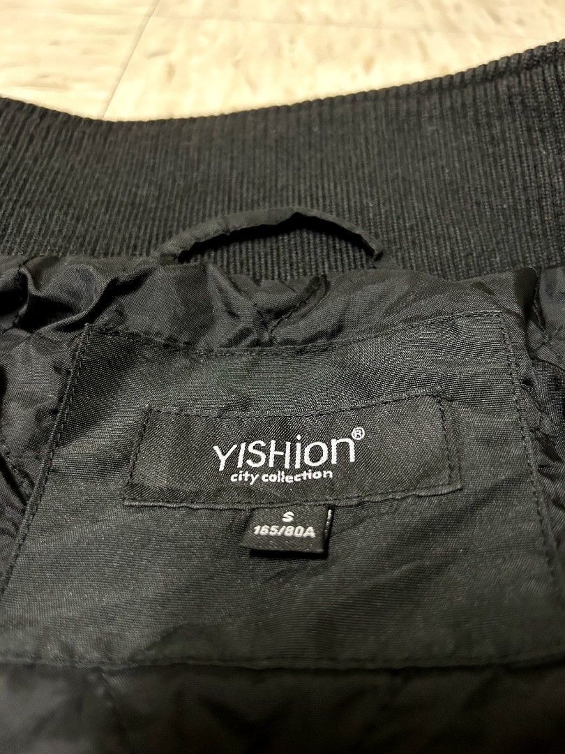 Yishion Bomber Jacket (Singapore brand), Men's Fashion, Coats, Jackets and Outerwear on Carousell