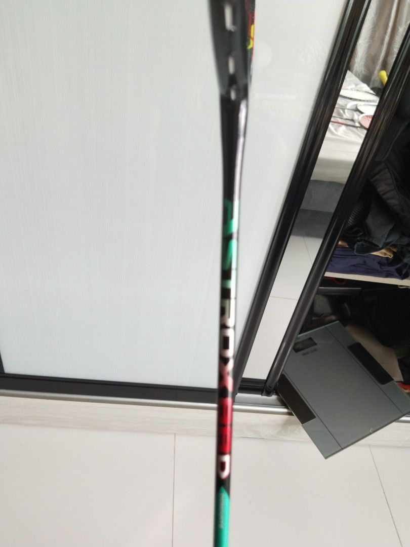 Yonex Astrox 88D 1st gen, Sports Equipment, Sports & Games, Racket ...