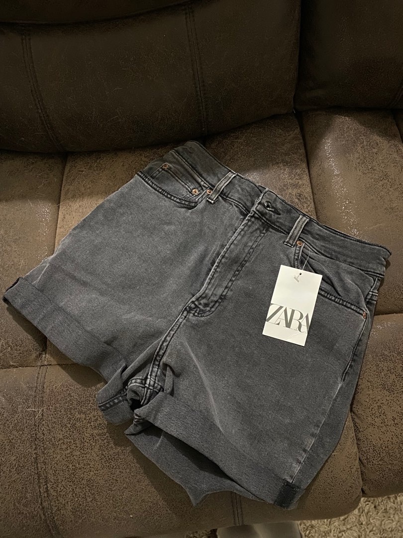 Zara mom short, Women's Fashion, Bottoms, Shorts on Carousell