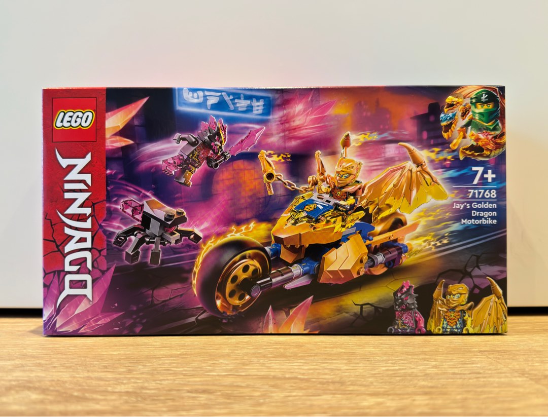 71768 LEGO Ninjago Crystalized Jay's Golden Dragon Motorbike, Hobbies ...