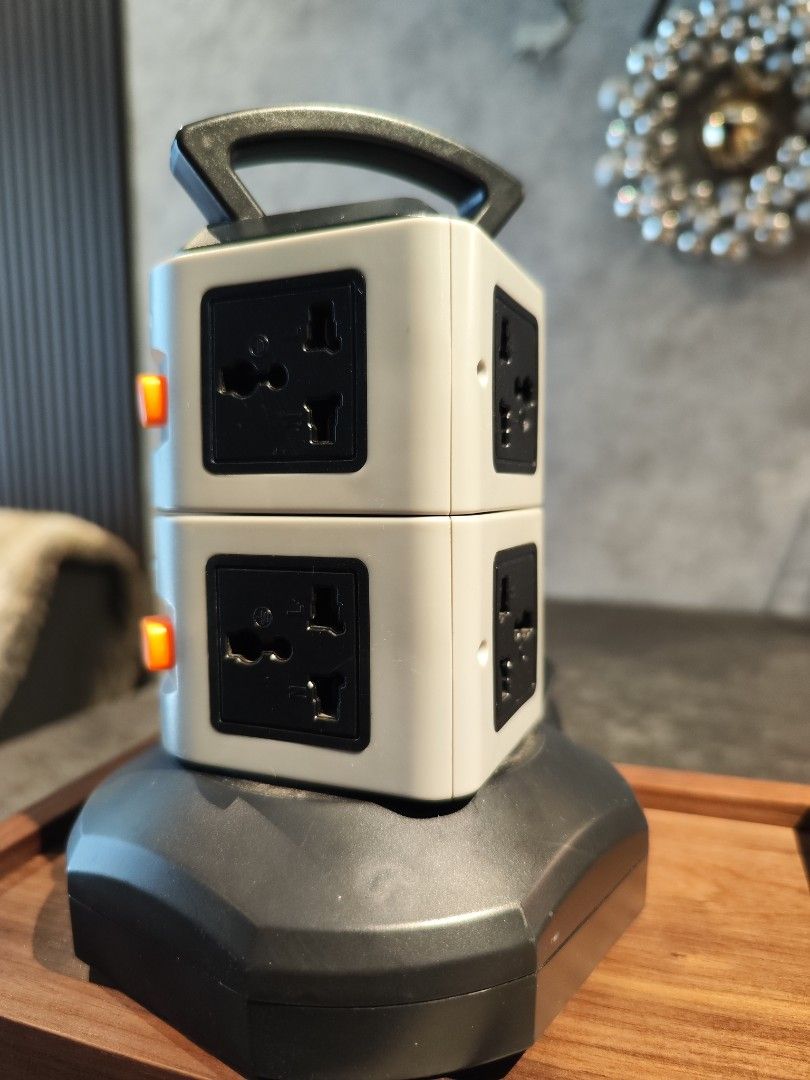 8 Ways Universal Multi Adaptor Plugs with 1.8m extension cord, TV ...