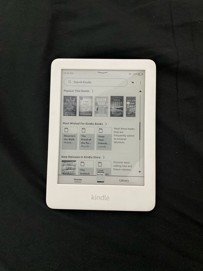 Amazon Kindle 10th Gen 8GB, Mobile Phones & Gadgets, E-Readers on Carousell