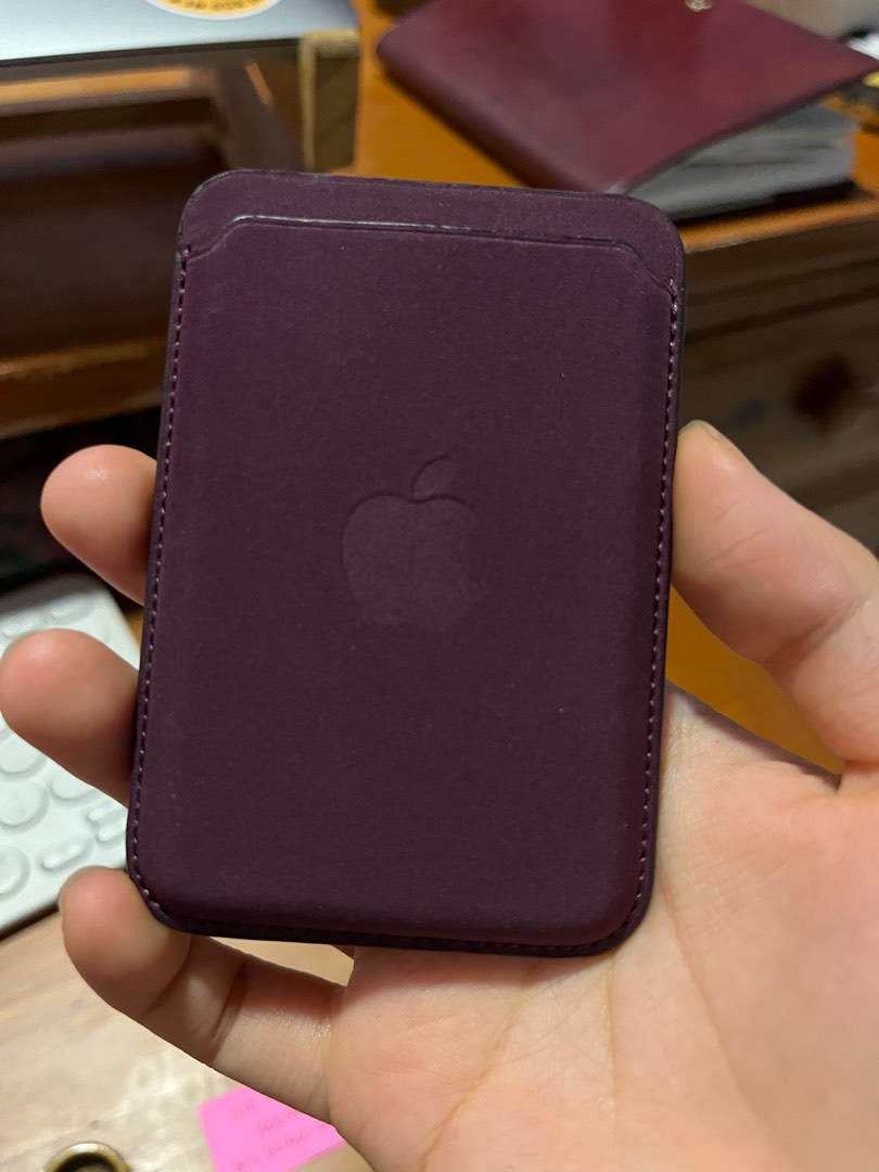 Apple Finewoven Wallet Magsafe - Mulberry, Women's Fashion, Bags ...