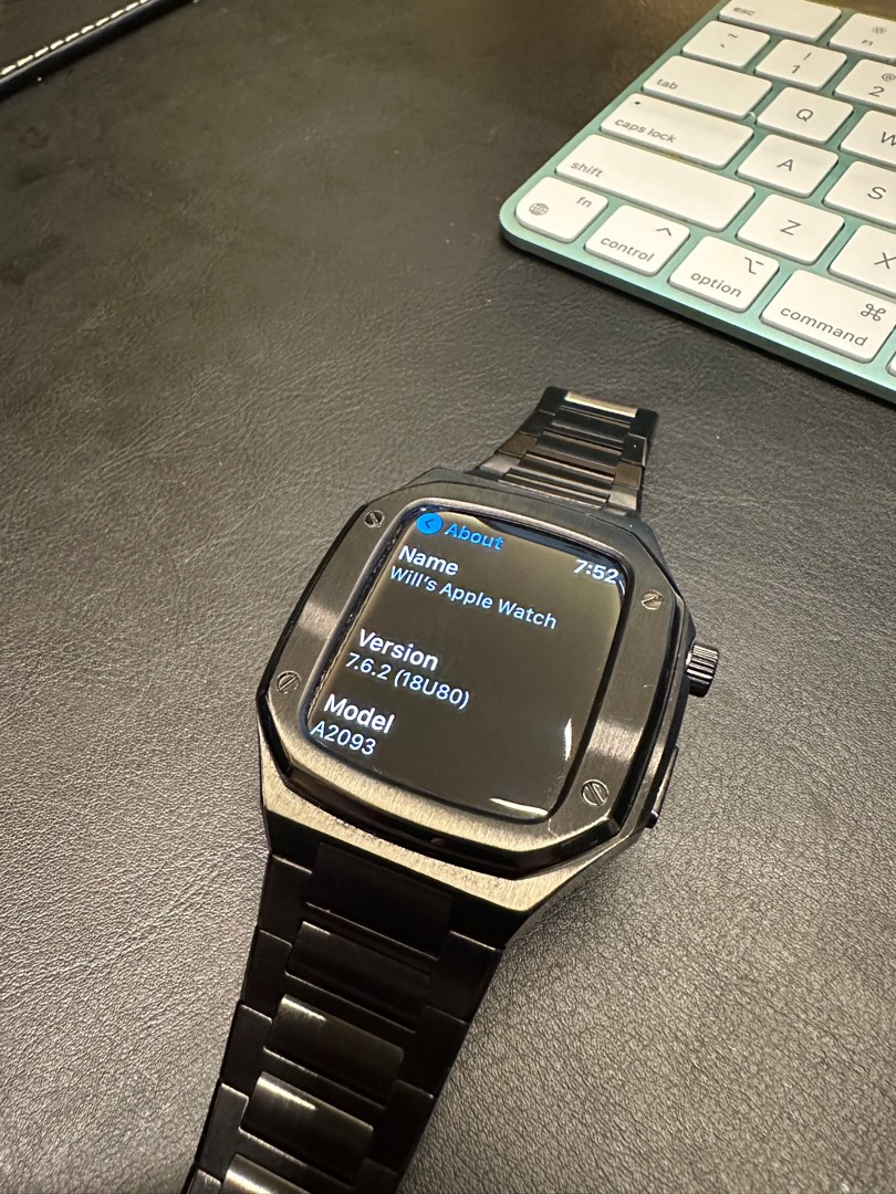 Apple Watch Series 7 With Custom Black Steel Bracelet, Mobile Phones ...