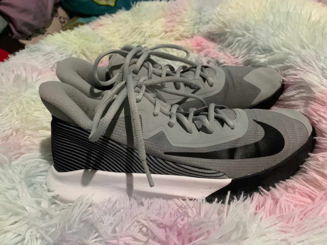 Authentic Nike Shoes from Canada, Women's Fashion, Footwear, Sneakers ...