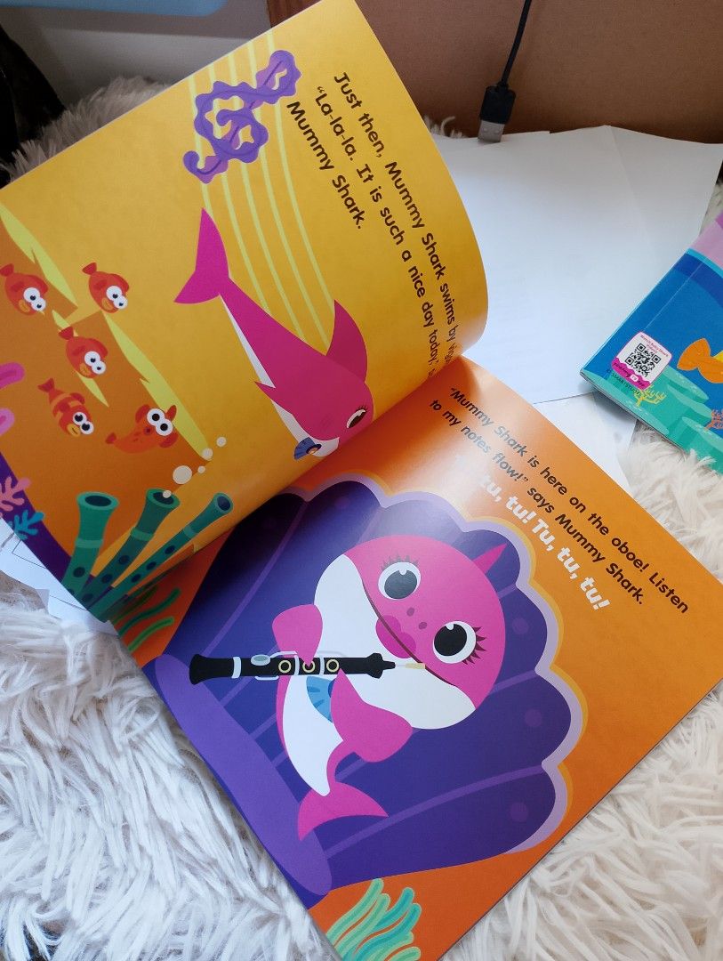Baby Shark Story Book, Hobbies & Toys, Books & Magazines, Children's ...