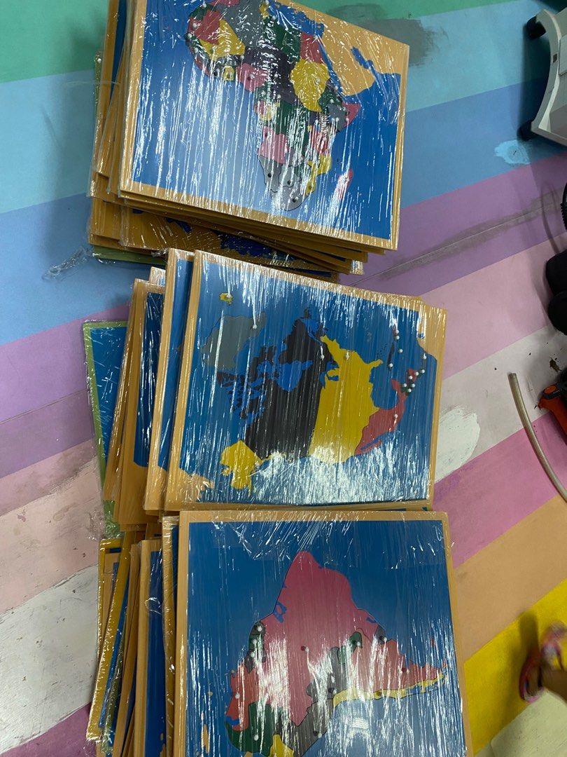 Brand new montessori worldMap, Hobbies & Toys, Toys & Games on Carousell