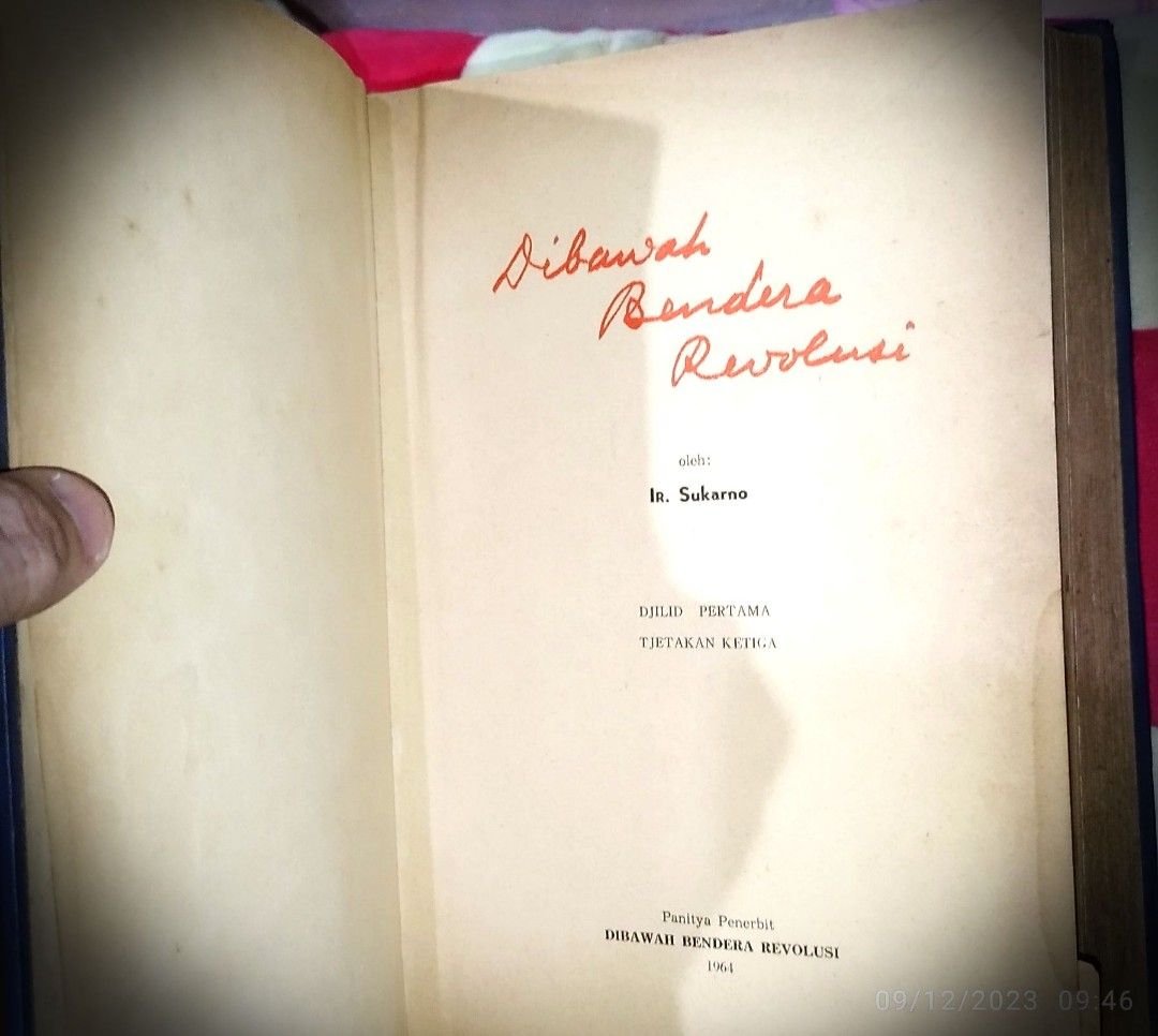 Buku Dibawah Bendera Revolusi 1964 oleh Ir.Sukarno Jilid Pertama, Buku ...