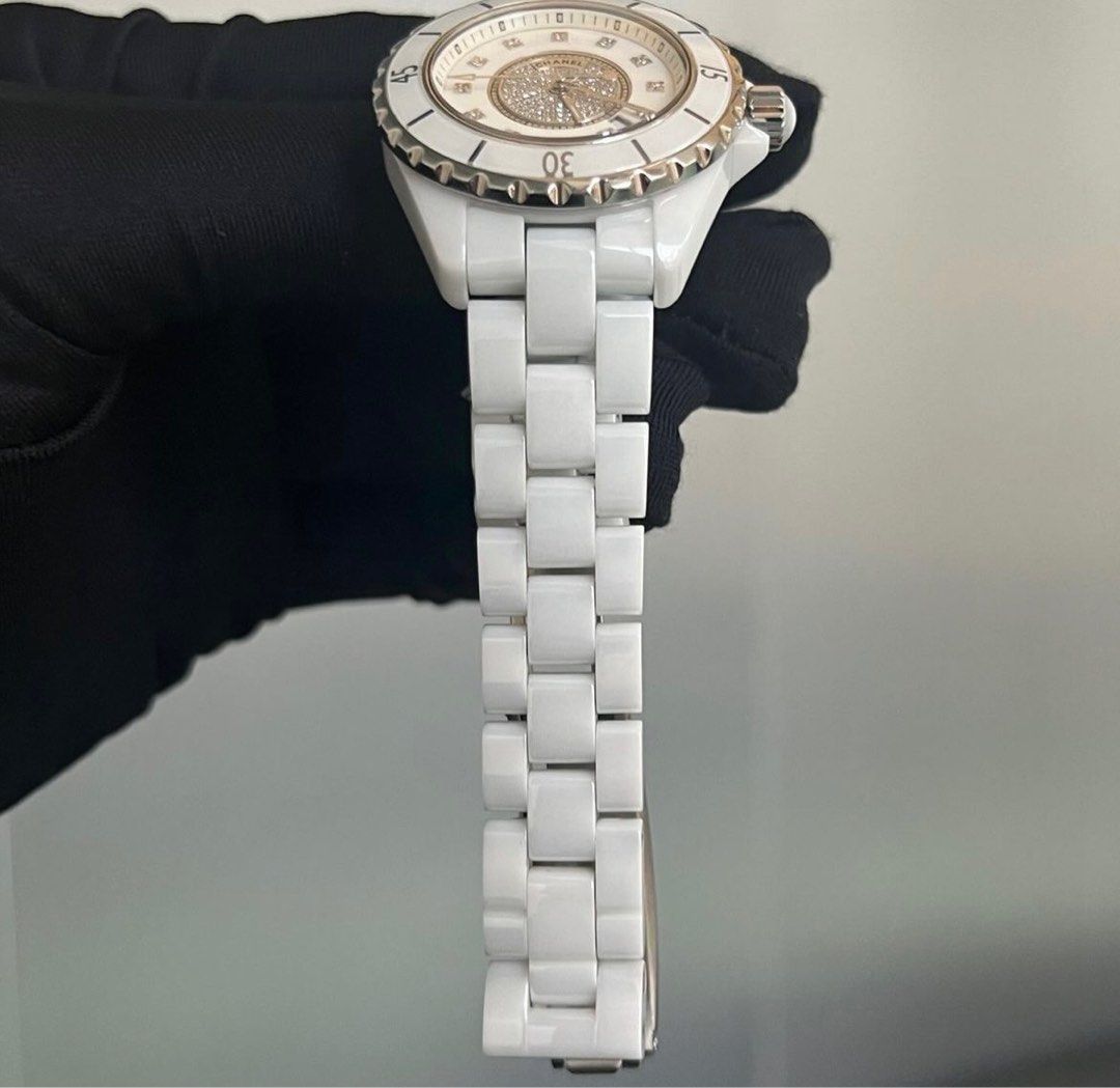 Chanel J12 Diamond Dial 33mm Quartz movement Diamonds index / Dial ...