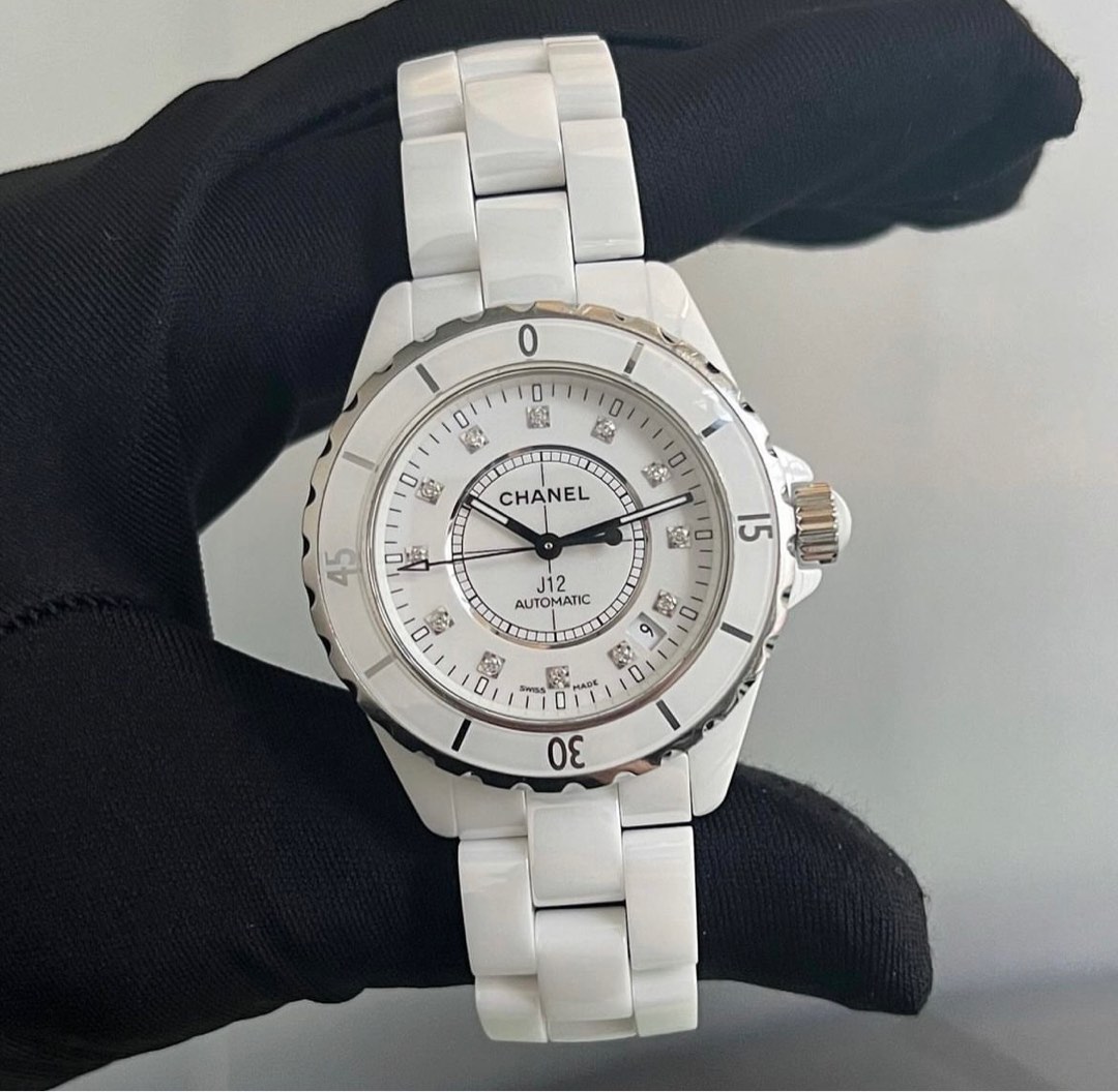 Chanel J12 Diamond Index 38mm Automatic movement Date function 12 ...