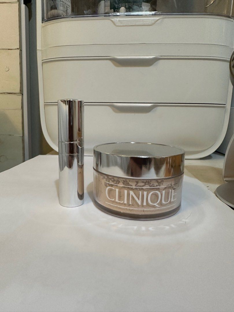 Clinique Blended Loose Setting Face Powder in Transparency Neutral 25g ...