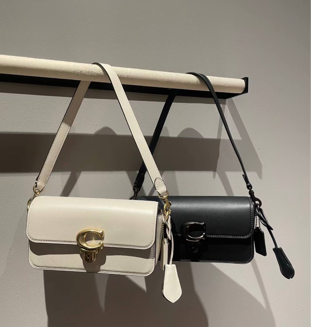 Coach studio 20 baguette, Women's Fashion, Bags & Wallets, Shoulder ...
