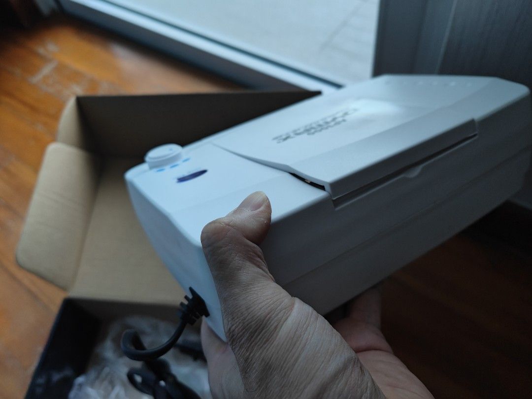 Dymax AP1000 ACDC, Pet Supplies, Homes & Other Pet Accessories on Carousell