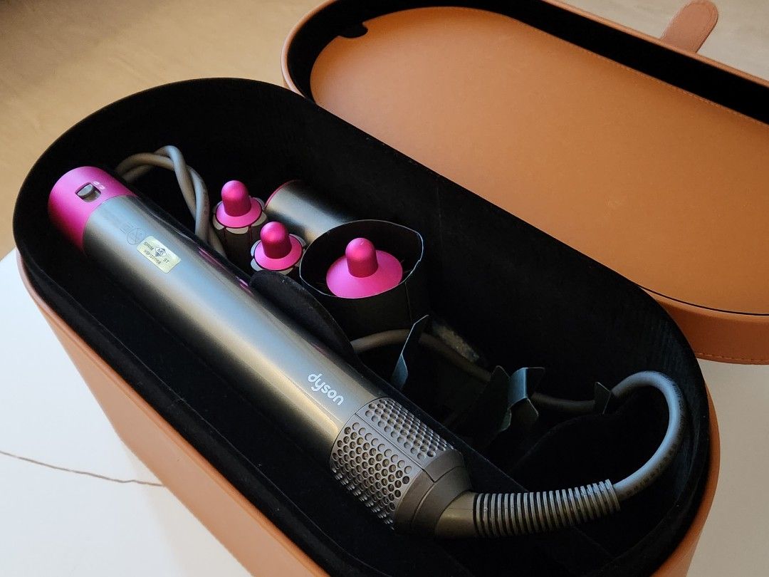 Dyson Airwrap (Full Set with Case), Beauty & Personal Care, Hair on ...