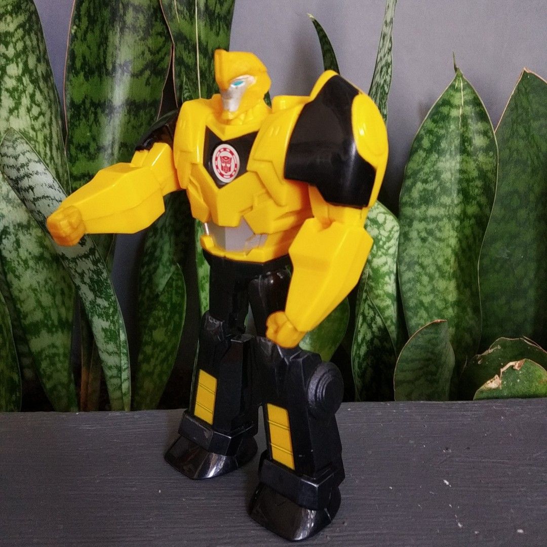 Figure robot Transformer Bumblebee robot in disguise Hasbro, Toys & Collectibles, Mainan di ...