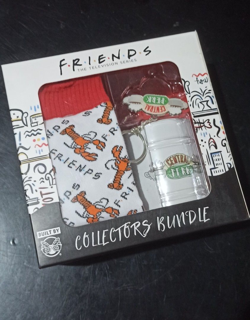 FRIENDS COLLECTORS BUNDLE, Hobbies & Toys, Memorabilia & Collectibles ...