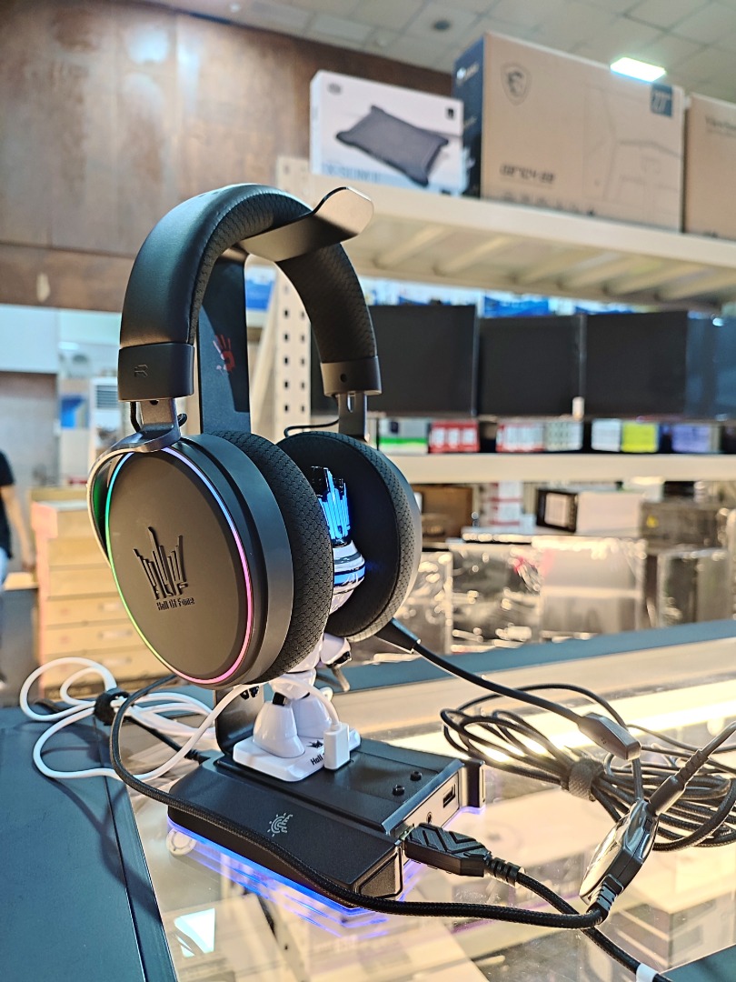 GALAX HOF (HALL OF FAME) MAESTRO GAMING HEADSET, Audio, Headphones & Headsets on Carousell