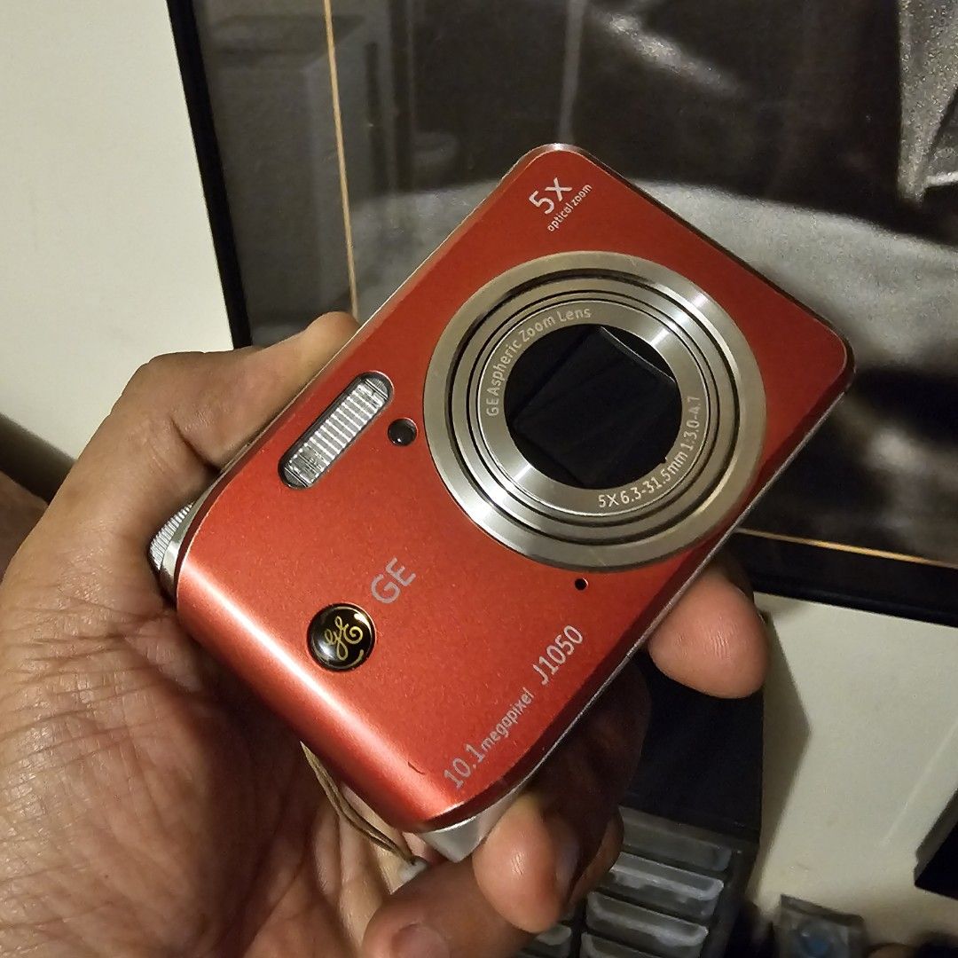 GE J1050 10.1 Megapixels, Photography, Cameras on Carousell