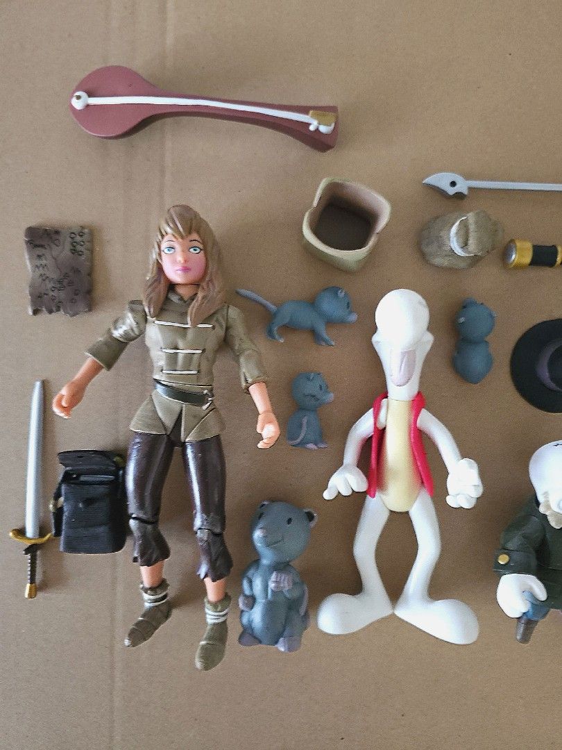 Jeff Smith's Bone Action Figures Complete with Accessories, Hobbies ...
