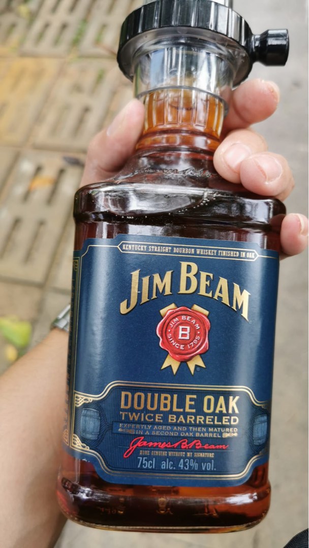 Jim Bean double oak, Food & Drinks, Alcoholic Beverages on Carousell