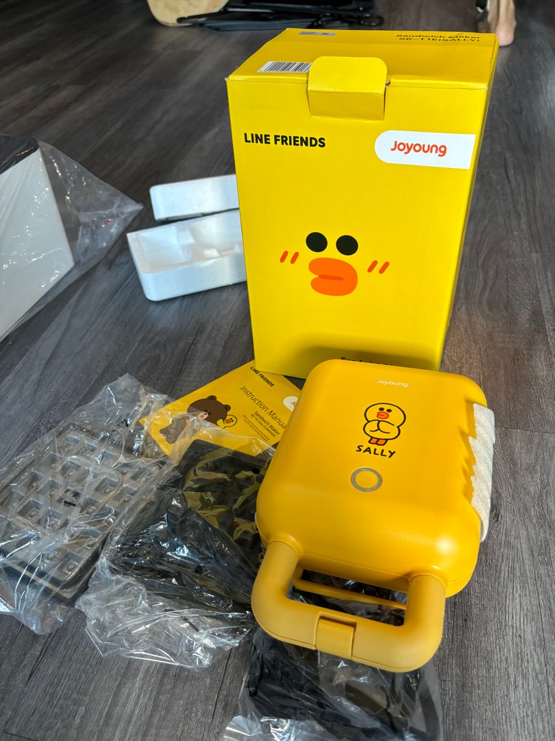 Joyoung x Line Sally sandwich waffle machine, TV & Home Appliances, Kitchen Appliances, Other ...