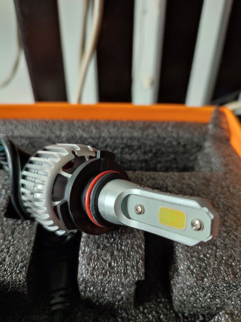 LED LIGHTS yellow, Car Parts & Accessories, Lightings, Horns, and other ...