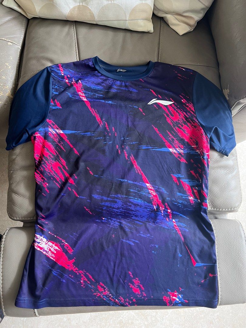 li ning badminton jersey, Men's Fashion, Activewear on Carousell