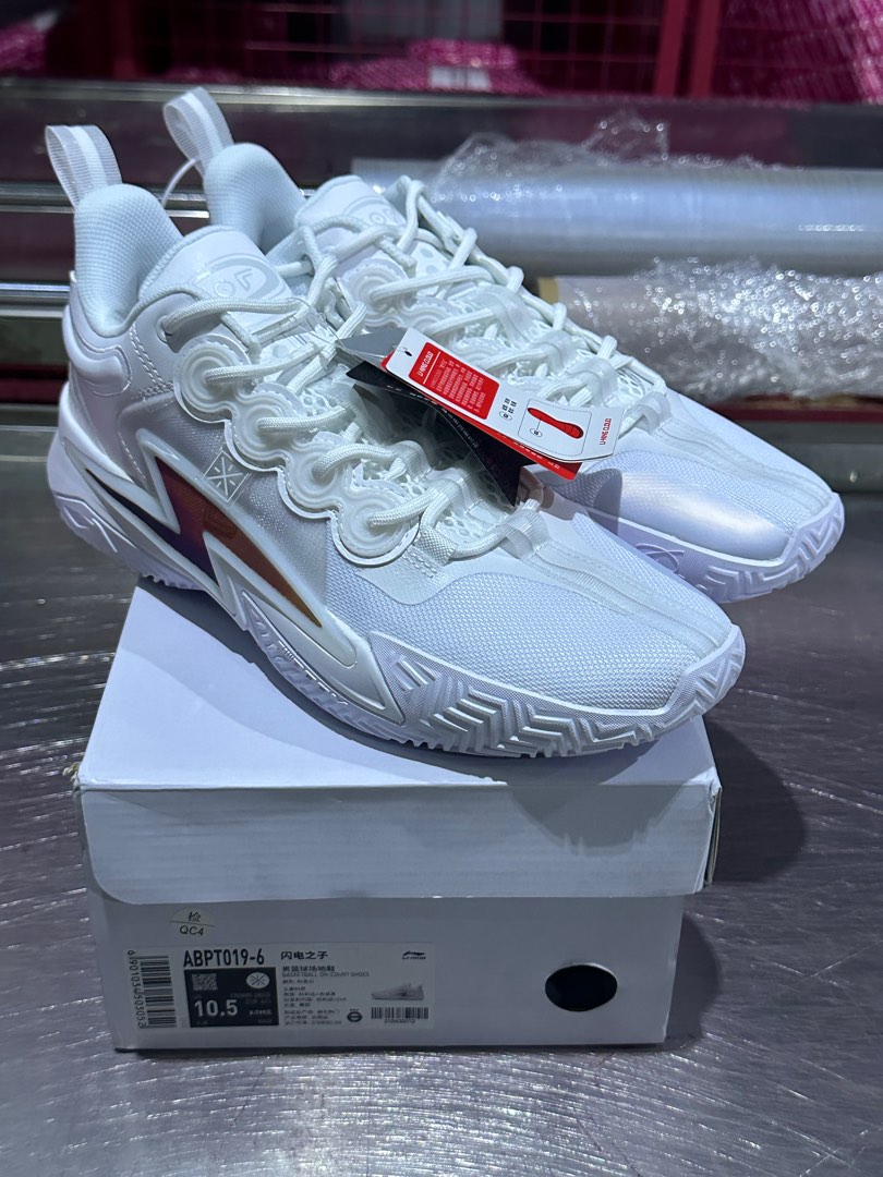 LiNing Son of Flash White, Men's Fashion, Footwear, Sneakers on Carousell