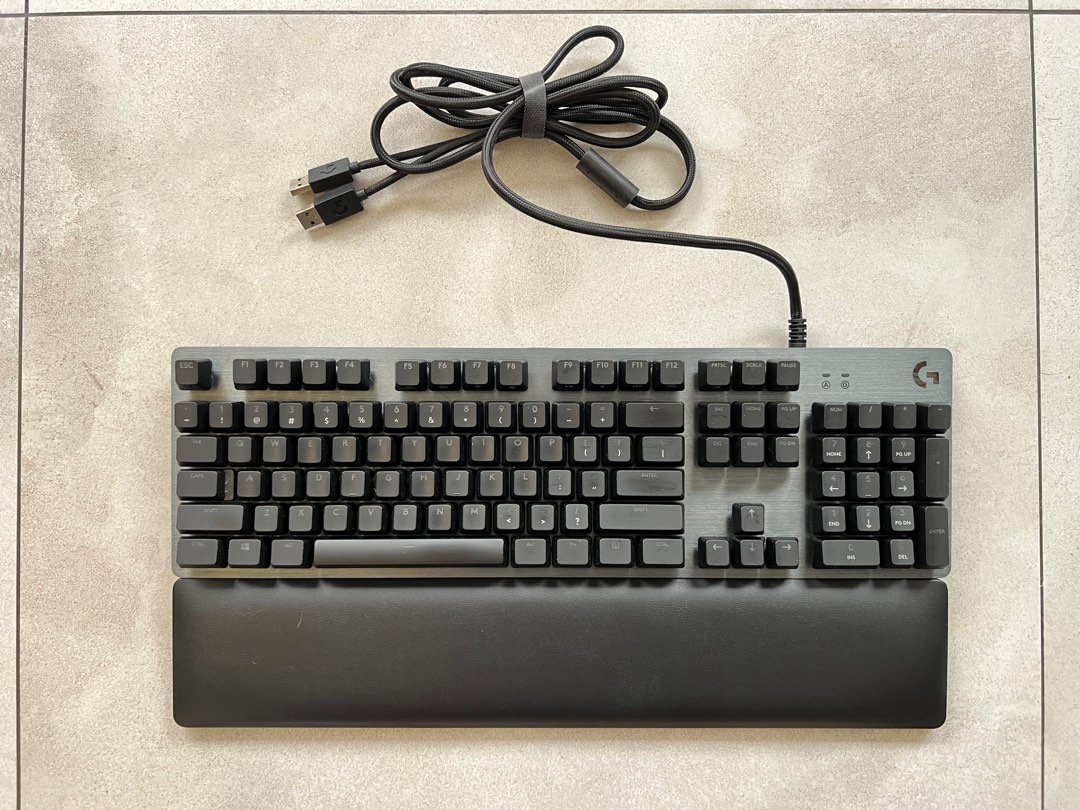 Logitech G512 RGB Mechanical Gaming Keyboard, GX Blue Switches, USB ...