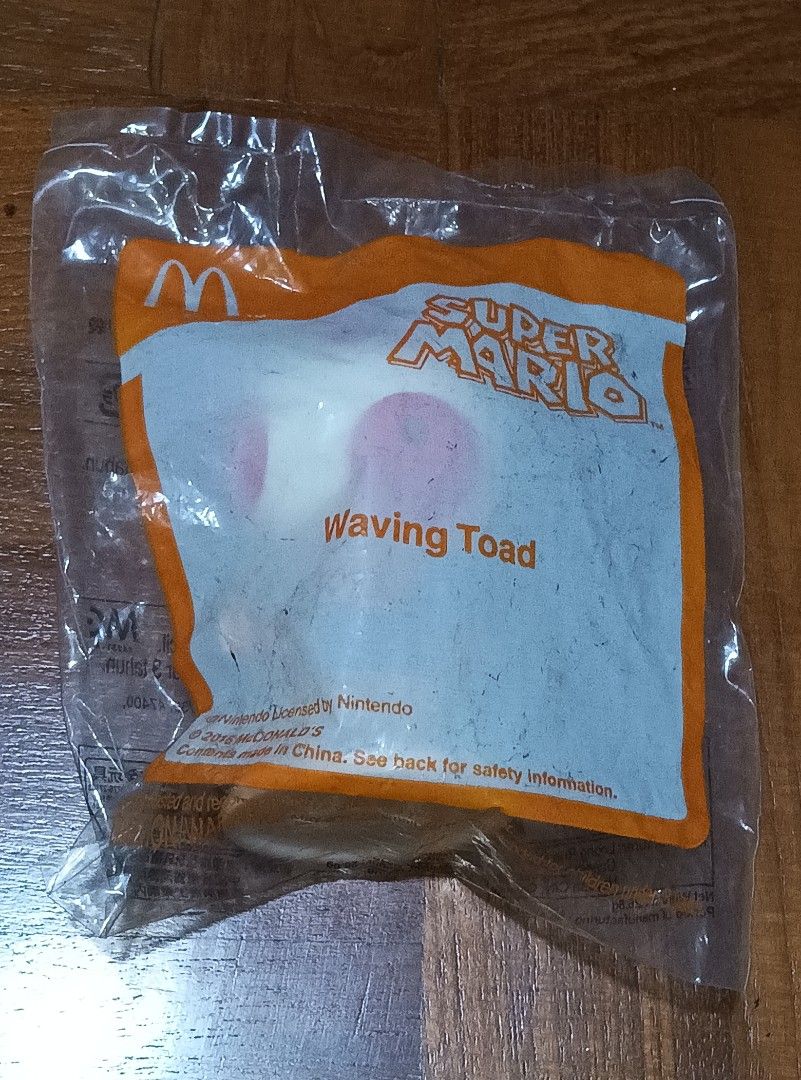 Mario waving Toad McDonald's Happy Meal Toy, Hobbies & Toys, Toys ...