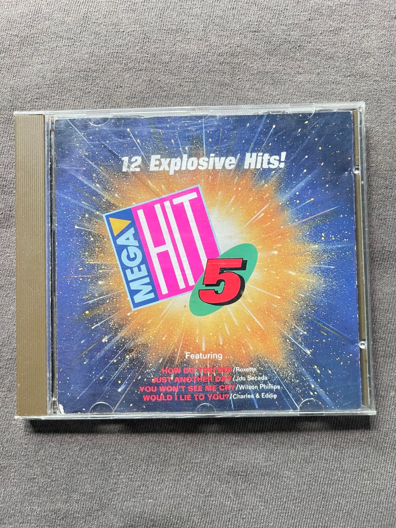 MEGAHIT 5 - 12 EXPLOSIVE HITS!, Hobbies & Toys, Music & Media, CDs ...
