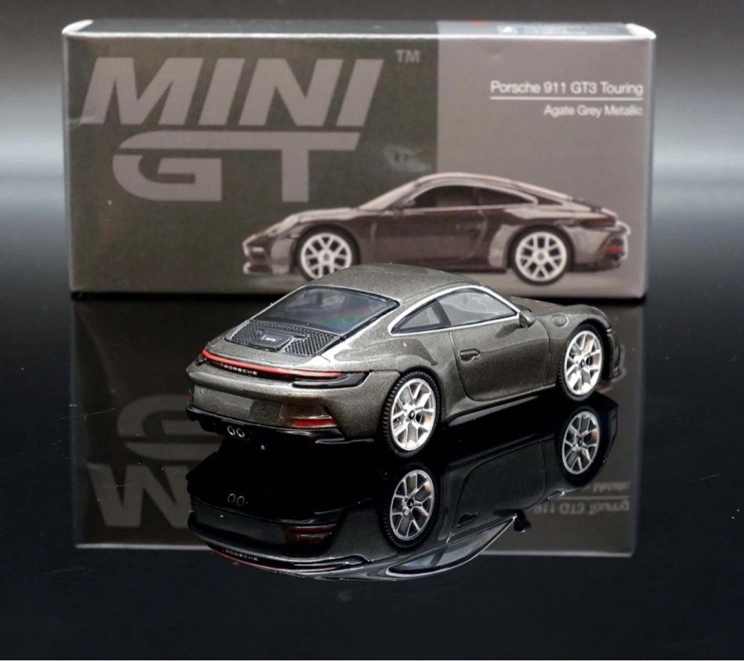 Mini GT 1/64 Porsche 911 (992) GT3 Touring 灰 #373 （送蘿菠刀）, 書籍、休閒與玩具, 玩具、公仔、桌遊在旋轉拍賣