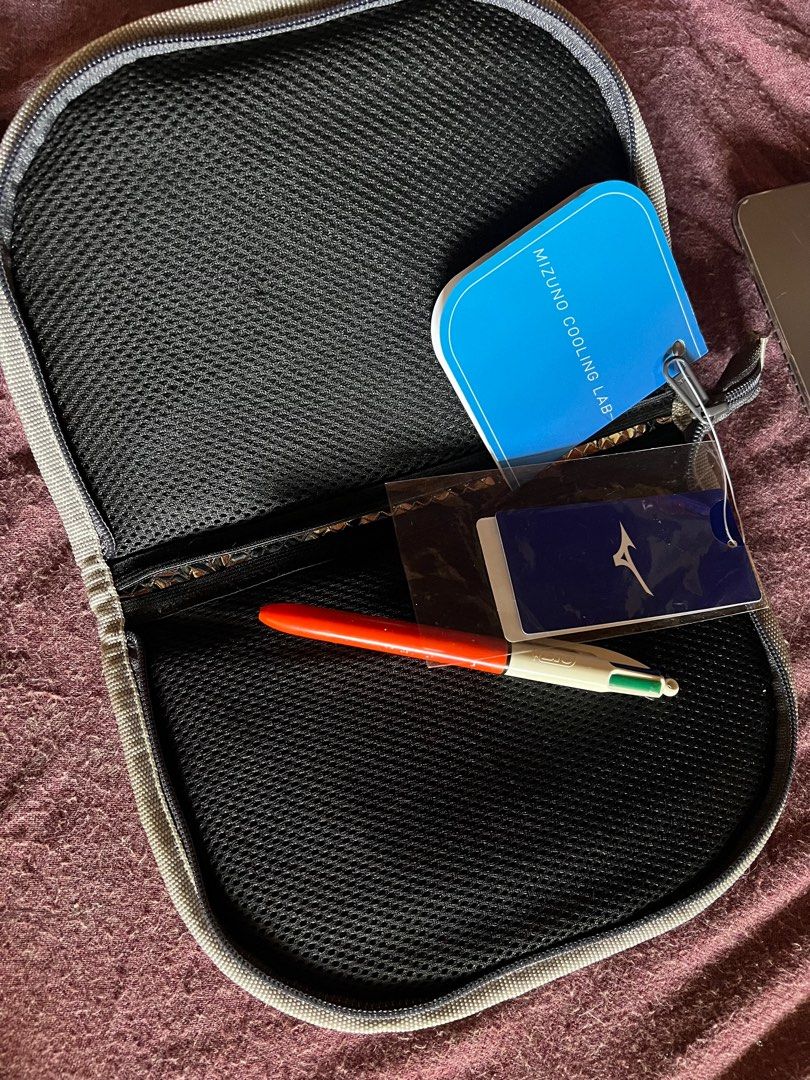 Mizuno Cooling Lab Pouch, Women's Fashion, Bags & Wallets, Purses ...