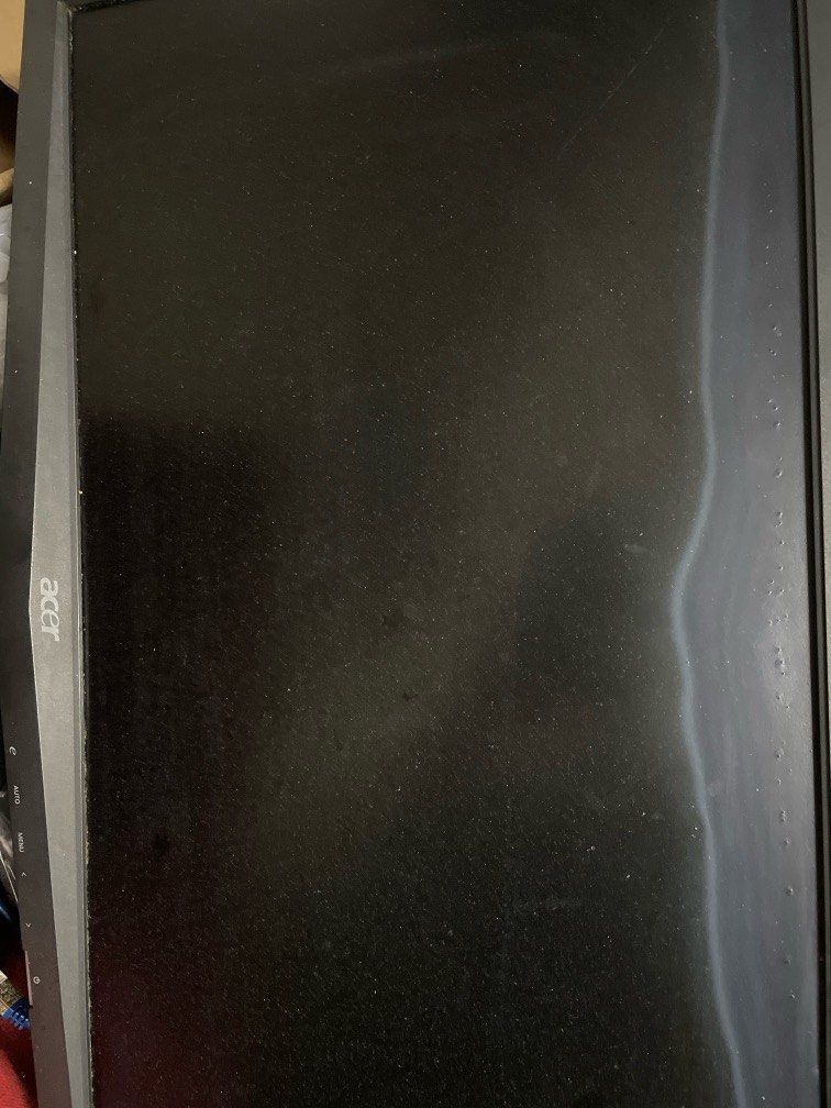 Monitor desktop computer faulty, Computers & Tech, Desktops on Carousell