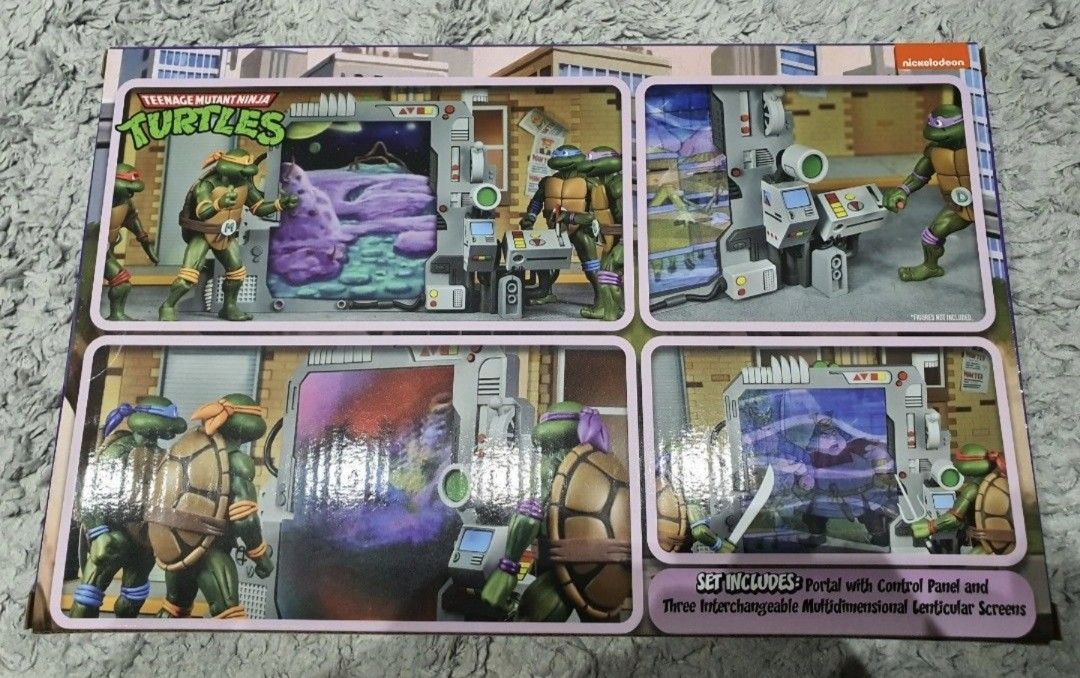 NECA TMNT Turtles in Disguise 4 pack, Turtle Van, Donatello's Portable ...