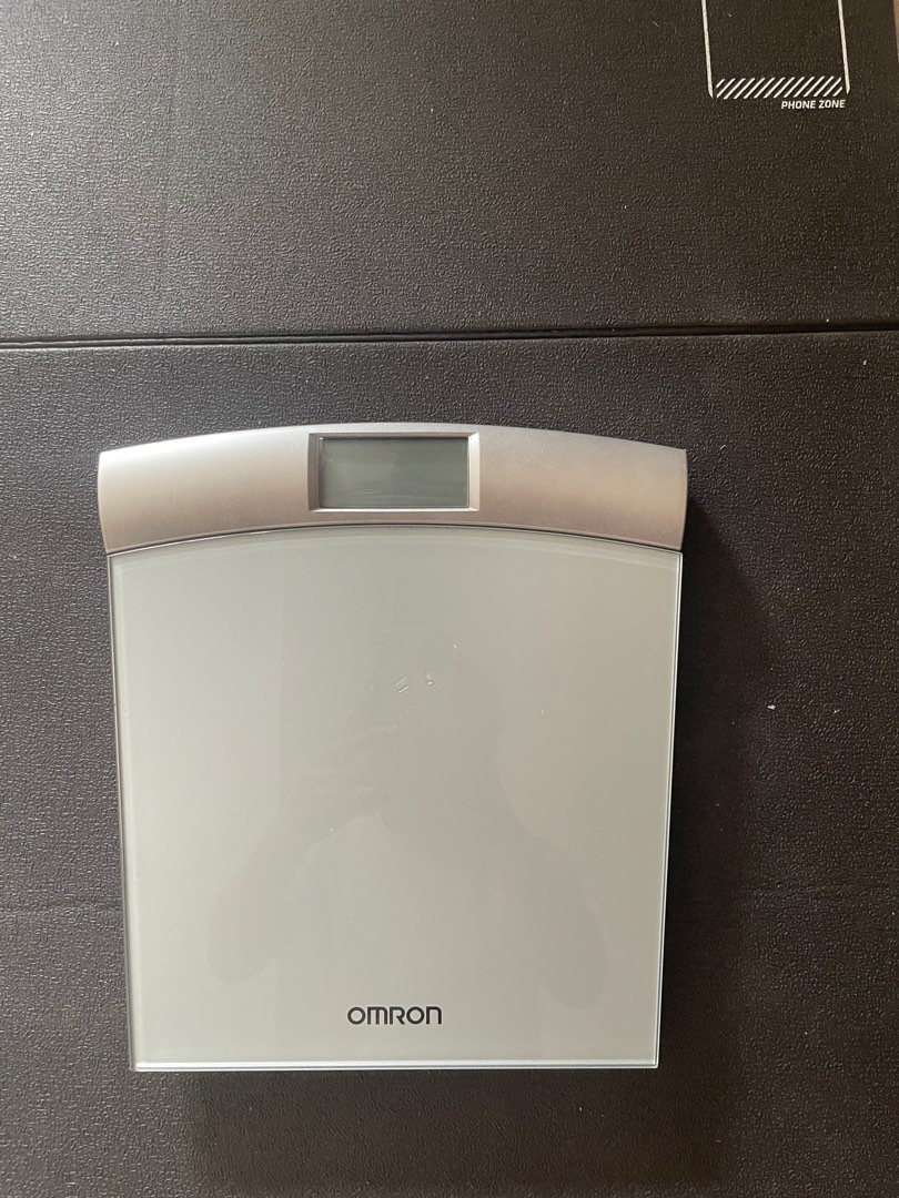 Omron weighing scale, Health & Nutrition, Health Monitors & Weighing ...