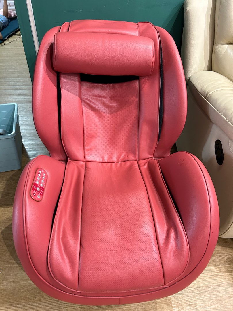 Osim Udivine Mini, Health & Nutrition, Massage Devices on Carousell
