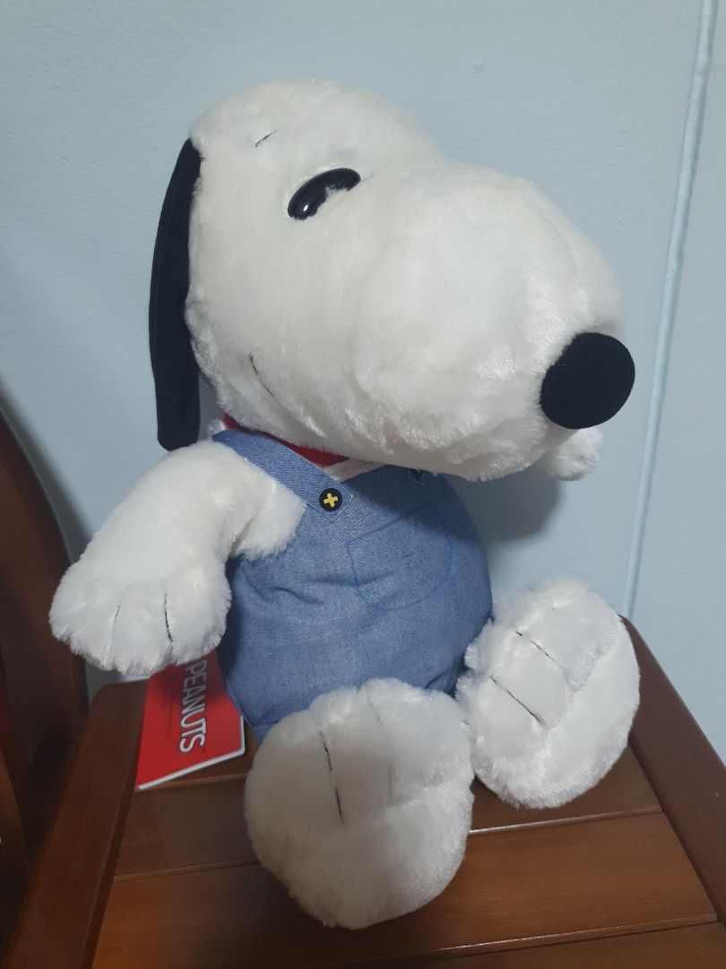 PEANUTS Snoopy Soft Toy Plushie, Hobbies & Toys, Toys & Games on Carousell