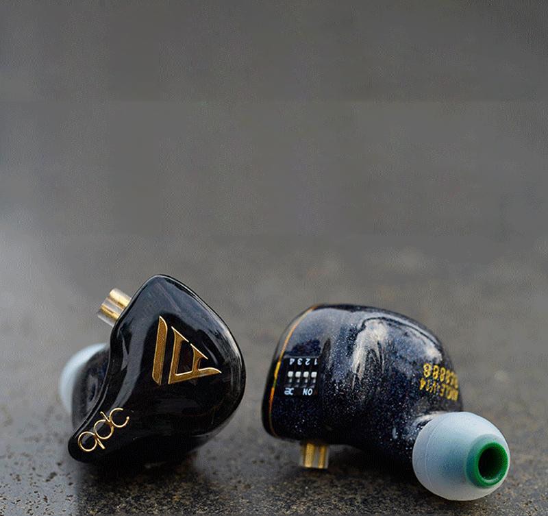 QDC Anole V14 Universal fit endgame IEM, Audio, Earphones on Carousell