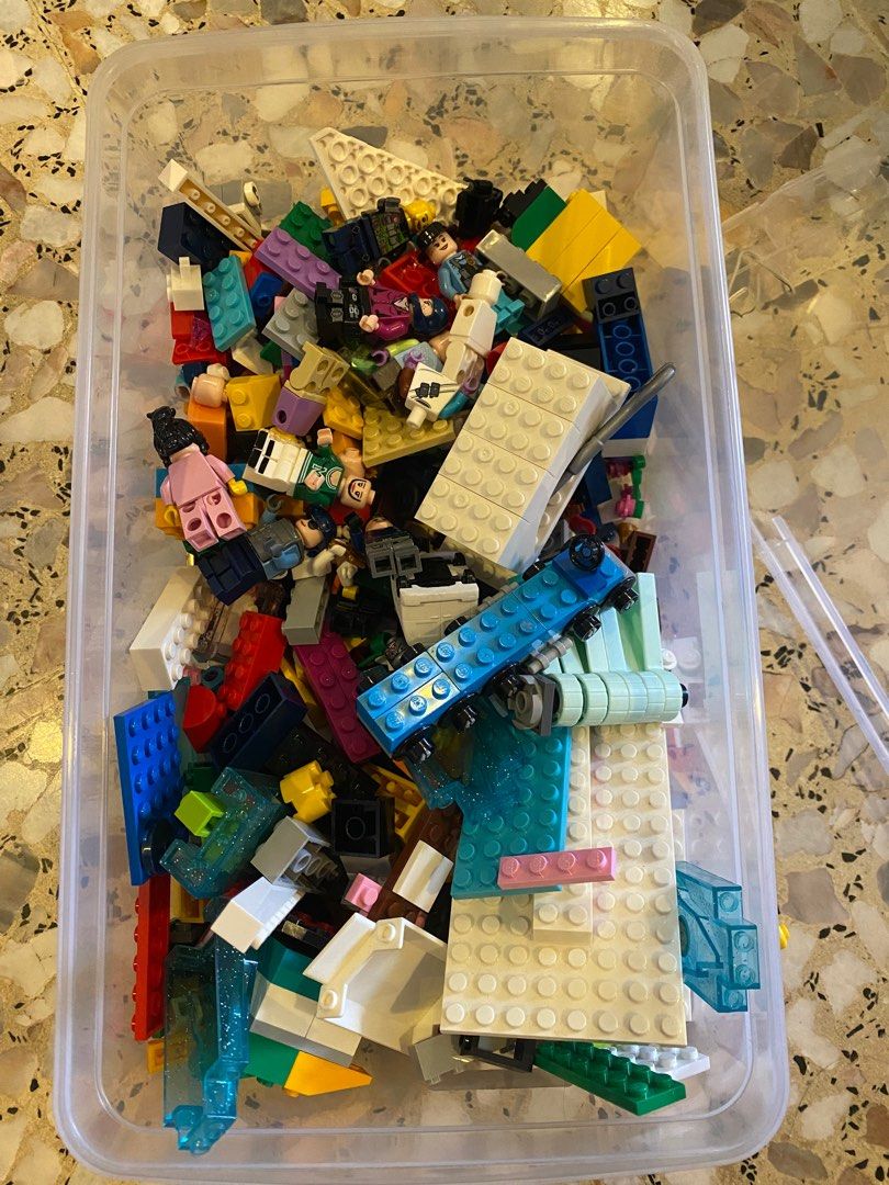 Random legos, Hobbies & Toys, Toys & Games on Carousell