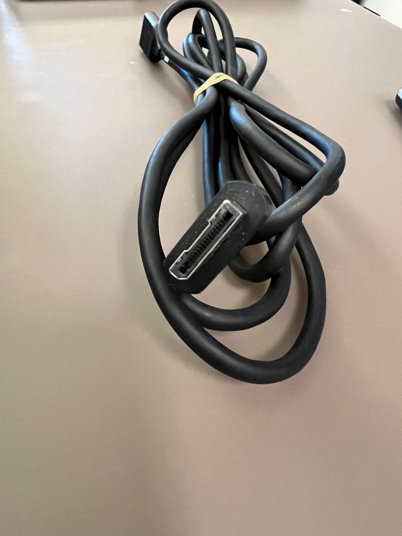 Samsung OneConnect Cable, 家庭電器, 轉插器及插頭 - Carousell