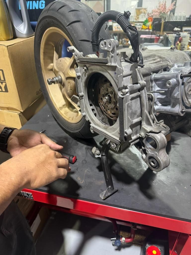 Scooter Engine Overhaul Yamaha Nmax /N max/Xmax/X max/Aerox/ Honda ADV ...