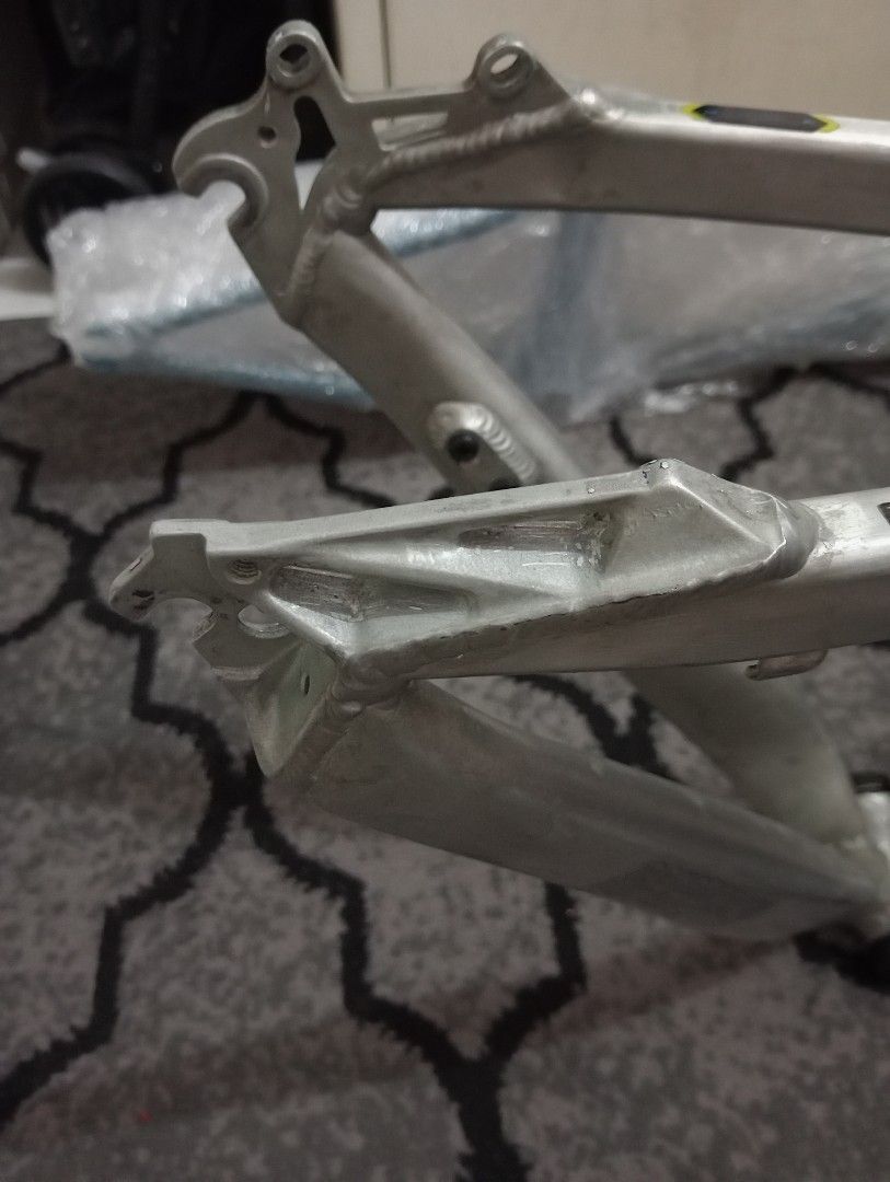 SCOTT YZ3 MTB Frame, Sports Equipment, Bicycles & Parts, Bicycles on Carousell