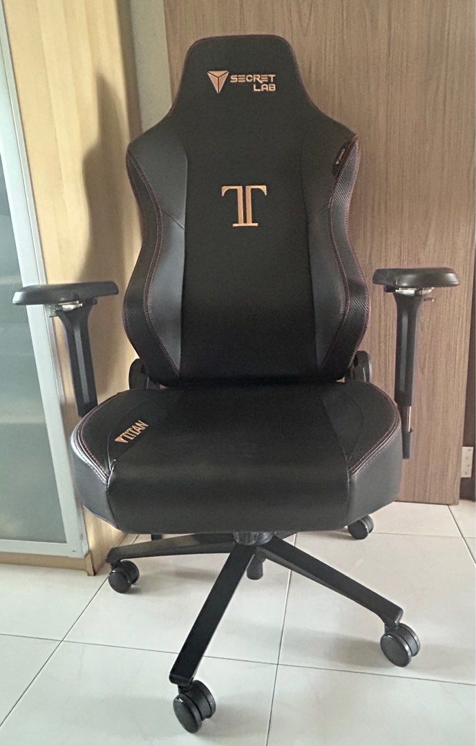 Secret Lab Titan Chair, Announcements on Carousell