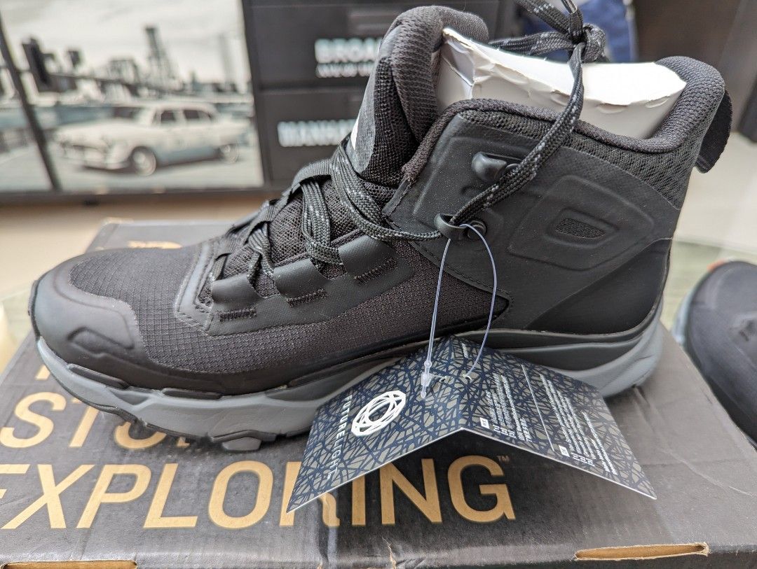 Sepatu TNF - The North Face Shoe, Olah Raga, Perlengkapan Olahraga ...