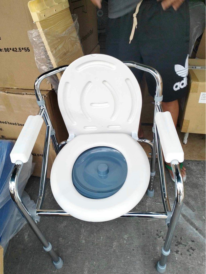 Skeleton Commode Chair no wheels, Health & Nutrition, Assistive ...