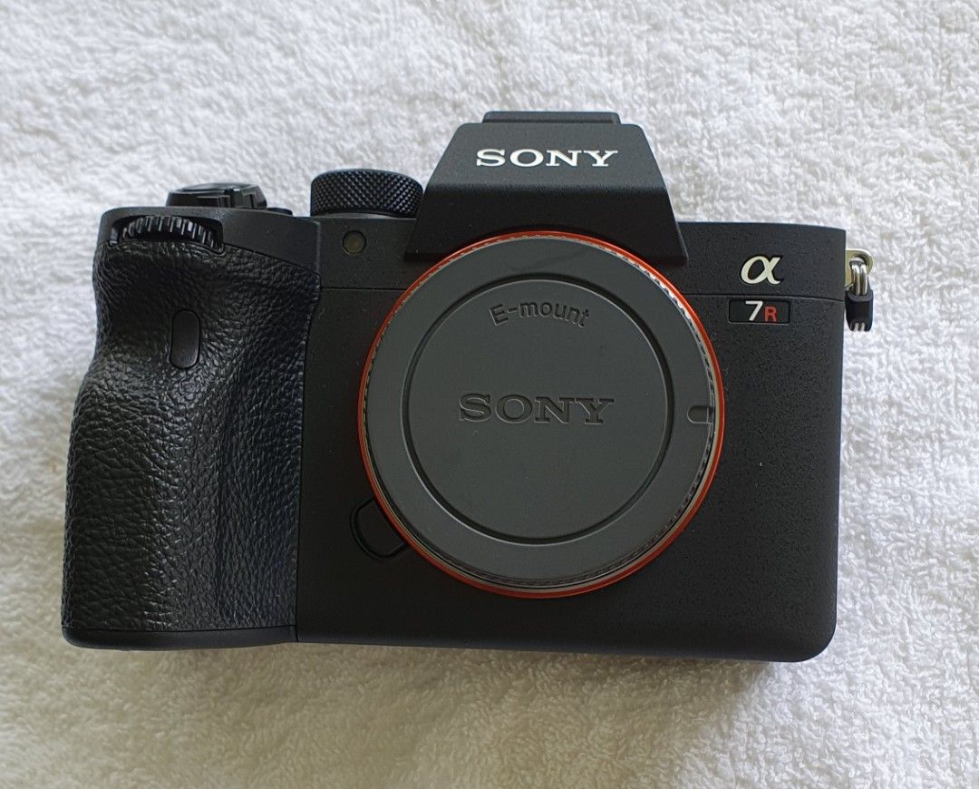 Sony A7R Mk4 Body + Sony FE 24-70mm f2.8 GM Lens, Photography, Lens ...