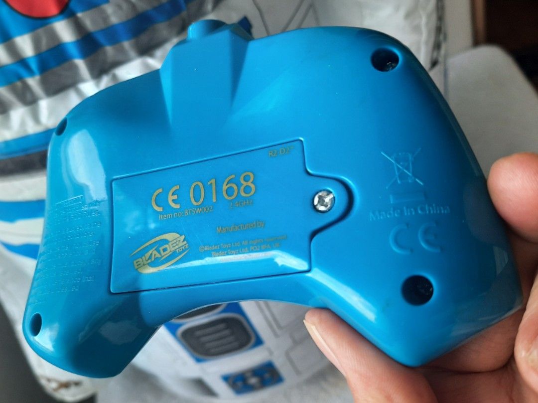 Star Wars Remote Controlled R2D2 robot, Hobbies & Toys, Toys & Games on ...