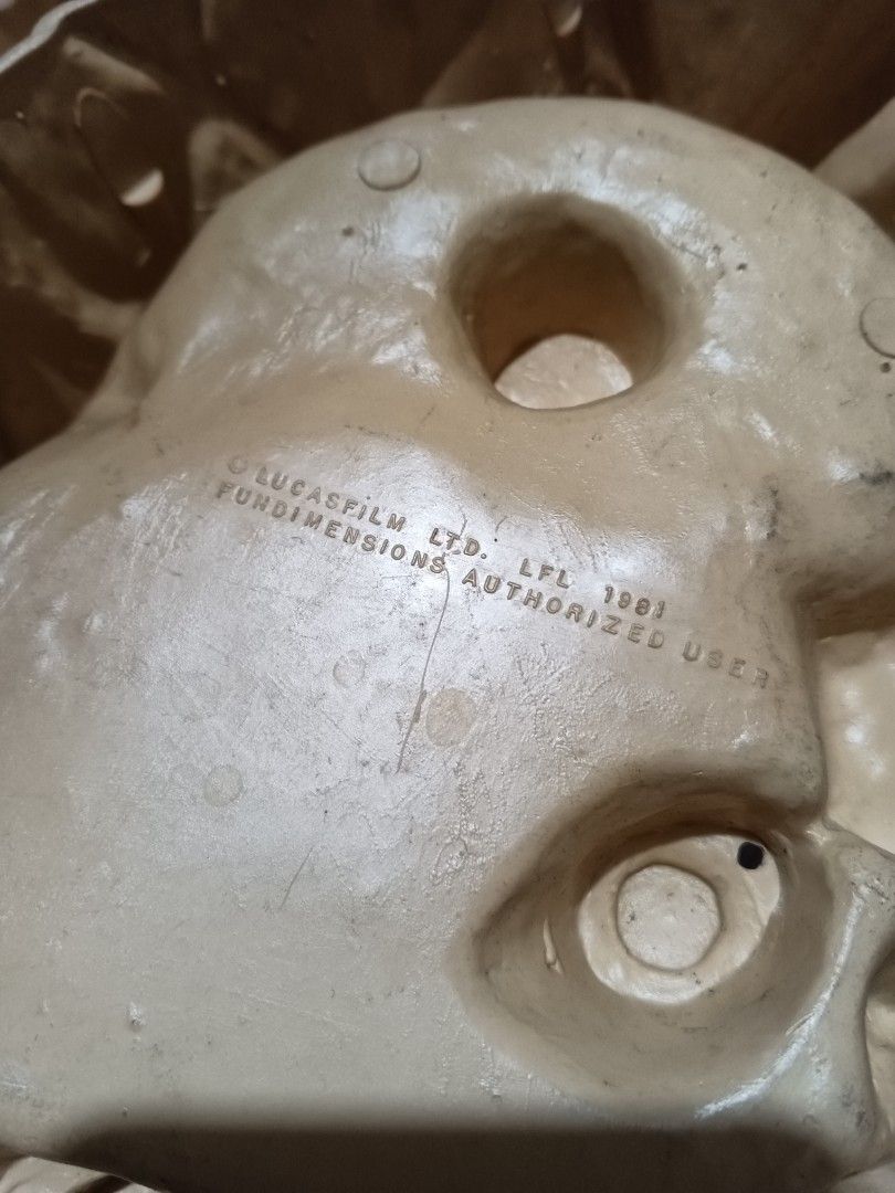 Star wars Yoda house cave vintage, Hobbies & Toys, Toys & Games on ...